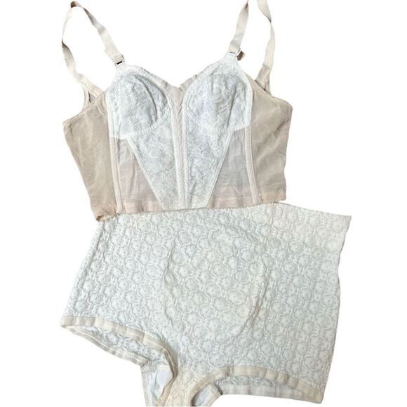 Vintage | Intimates & Sleepwear | Vintage 95s Ivory Lace Sheerpanel ...